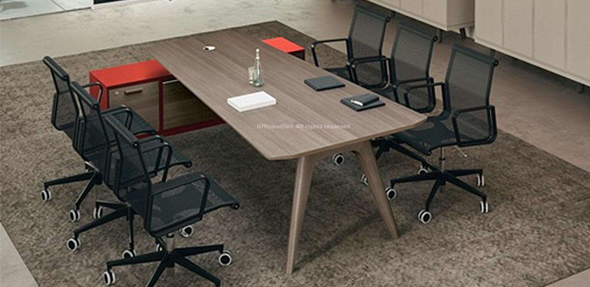 Tavolo riunioni design asimmetrico | Ufficiostile